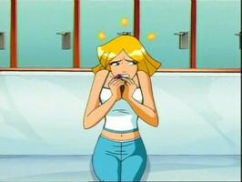 Clover Ewing | OSOBNOSTI.cz