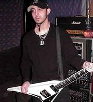 Daron Malakian | OSOBNOSTI.CZ