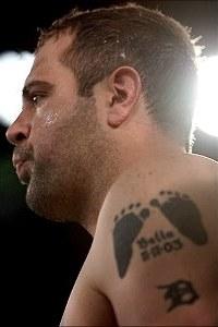Dennis Bacon | OSOBNOSTI.CZ