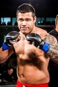 Dustin Luke | OSOBNOSTI.CZ