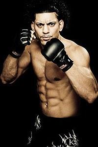 Eddie Hernandez | OSOBNOSTI.CZ