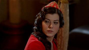 Filiz Ahmet | OSOBNOSTI.cz