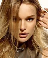 Helena Houdová | OSOBNOSTI.cz