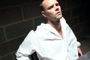 Joe Absolom | OSOBNOSTI.cz