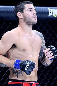 Josh Zuckerman | OSOBNOSTI.CZ