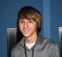 Lucas Cruikshank | OSOBNOSTI.cz