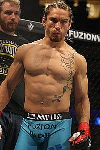 Luke Sanders | OSOBNOSTI.CZ