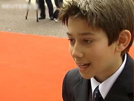 Max Baldry | OSOBNOSTI.cz