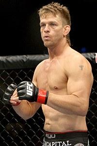 Mike Pyle | OSOBNOSTI.CZ