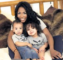 Sinitta | OSOBNOSTI.cz