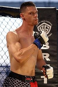 Tom Douglas | OSOBNOSTI.CZ