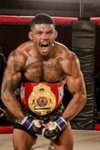 Travis Foster | OSOBNOSTI.CZ