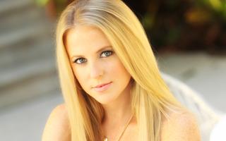 Chelan Simmons | OSOBNOSTI.cz