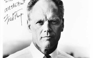 Fred Dryer | OSOBNOSTI.cz