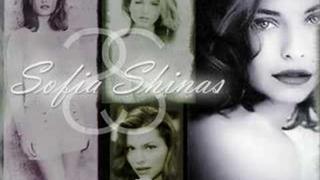 Sofia Shinas | OSOBNOSTI.cz